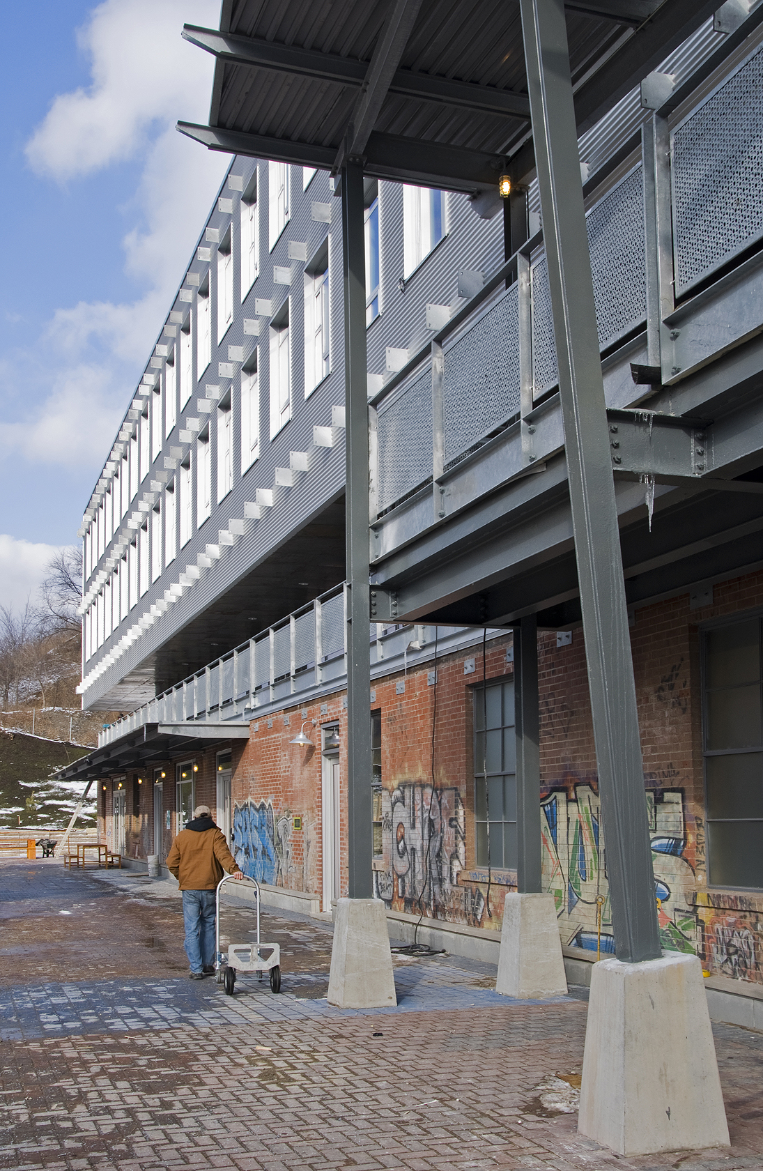 Diamond and Schmitt Architects wins two CISC Steel Awards