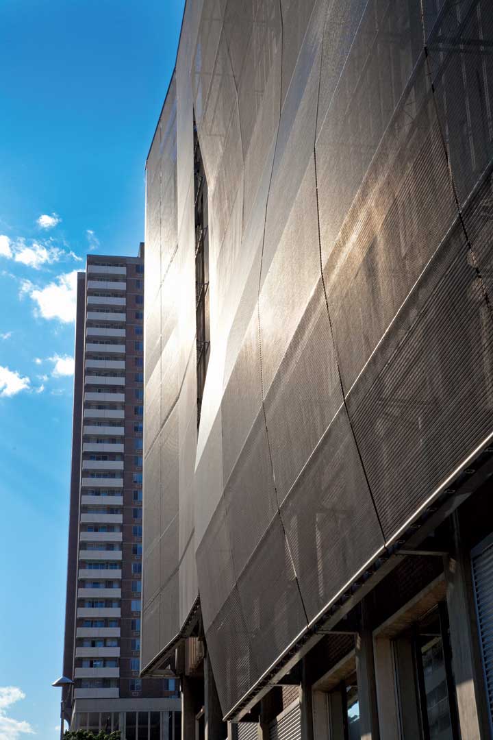 Cambridge clads a Calgary parkade in a "flowing, opulent veil" - Building