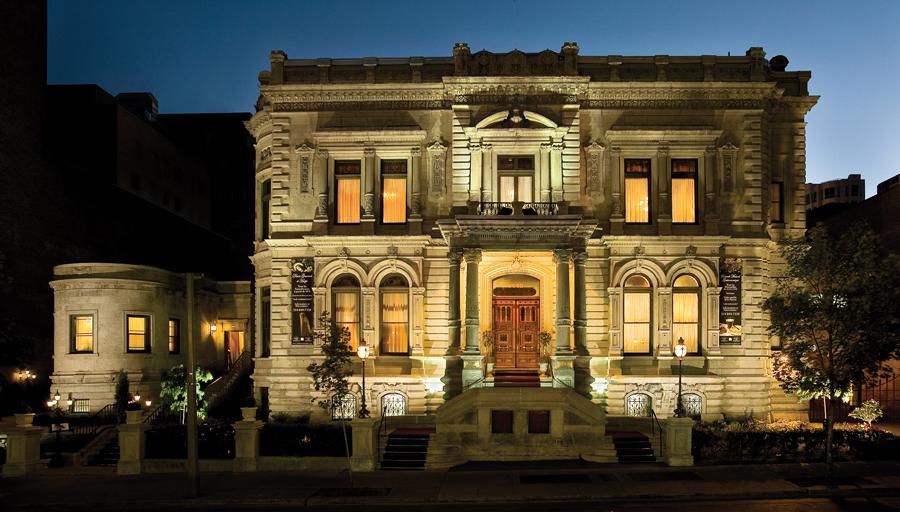 Le Mount Stephen - Building