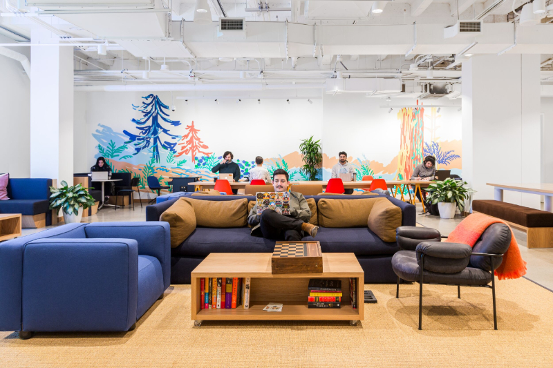 WeWork_Hudsons-Bay-Queen-Street-Toronto_011 - Building